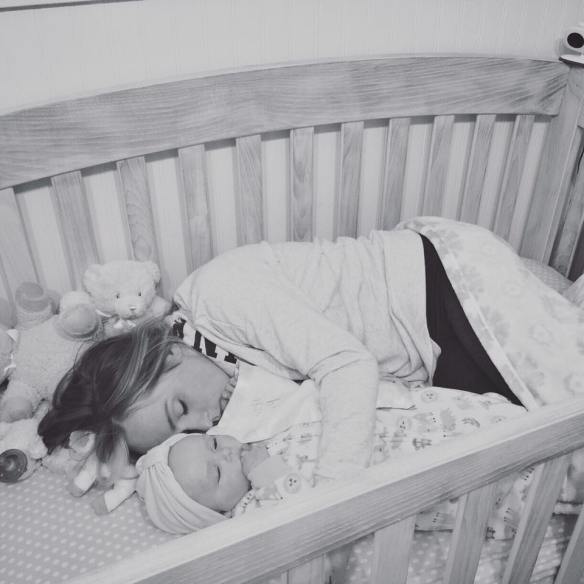 Viral post shows why early attachment is so important. | Lucky Otters Haven