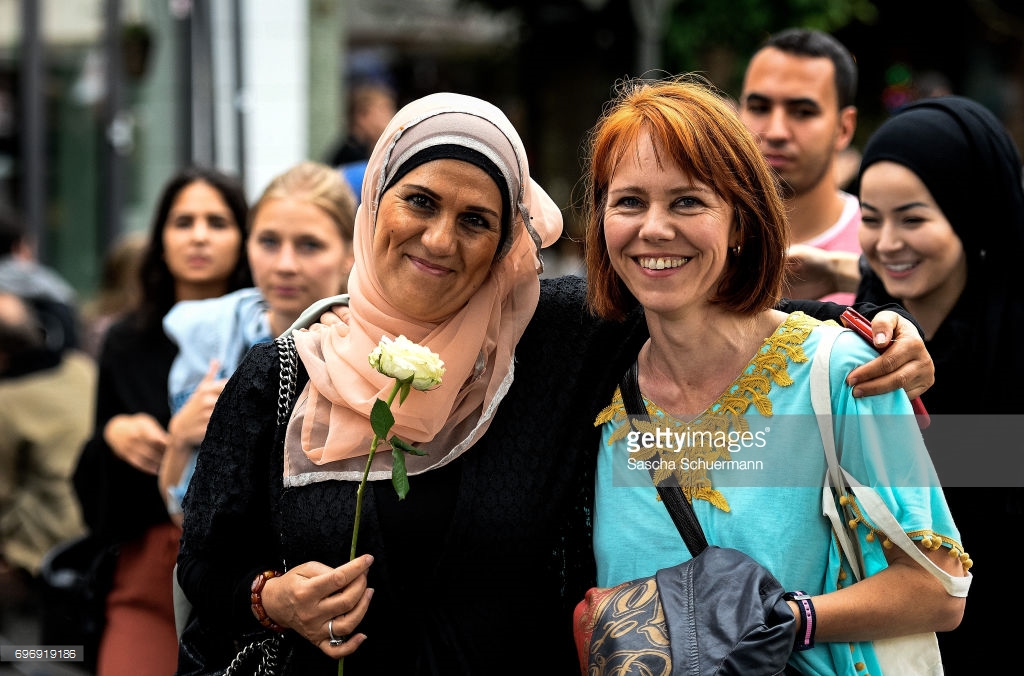 12 ways to #RESIST without losing your mind. | Lucky Otters Haven